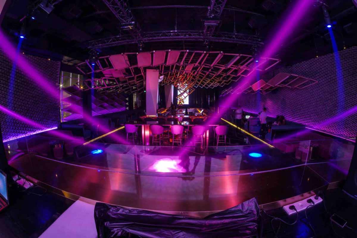 Deretan NightClubs Terbaik Di Indonesia : Selalu Ramai Pengunjung!