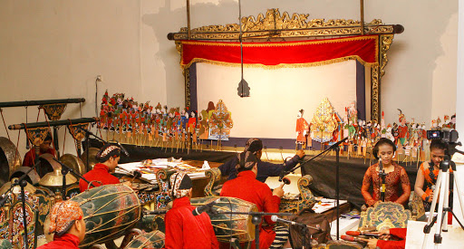 Fakta Kesenian Wayang Kulit Asli Indonesia - Creative Blog And Tips