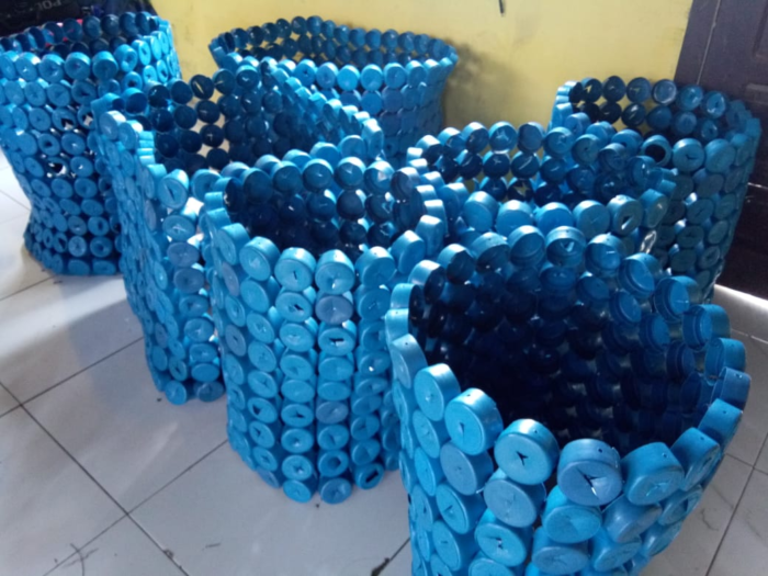 Contoh dan Cara Membuat Kerajinan dari Tutup Botol Bekas