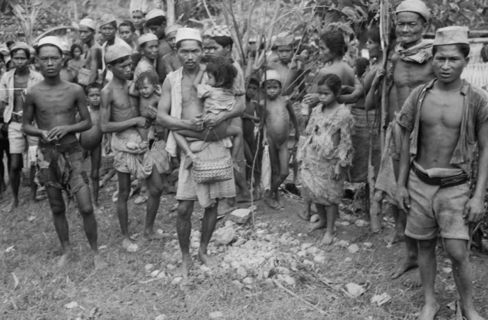 Sejarah Baju Karung Goni Dan Pemanfaatannya