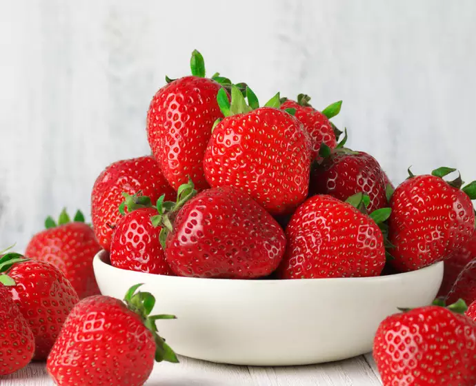 4 Cara Membuat Selai Strawberry Yang Awet Dari Buah Asli - Creative ...